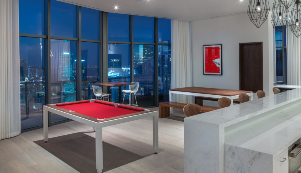 SOLITAIR – ZOM LIVING